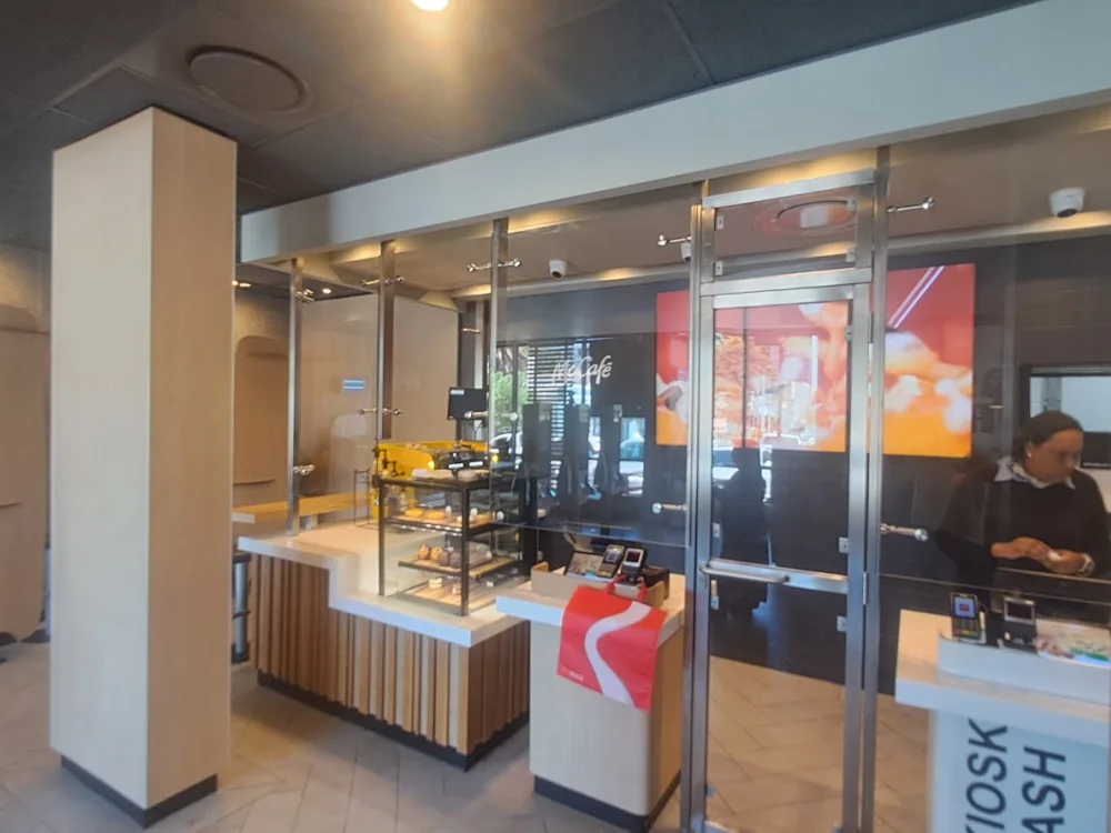 Exotech | Advanced polycarbonate sheeting